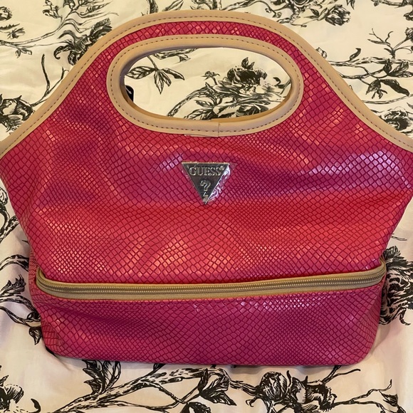Guess | Kitchen | New Guess Pink Pebbled Lunch Tote With Freezer Bag ...